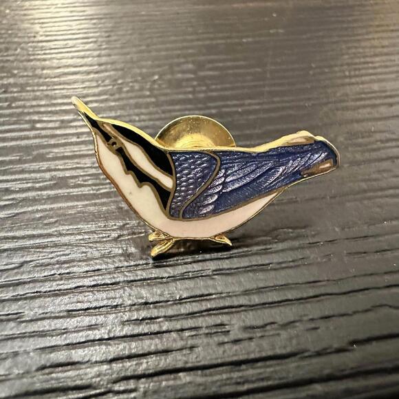 Jewelry | Vintage Wes 1987 Enamel Bird Pin White Breasted Nuthatch Gold ...